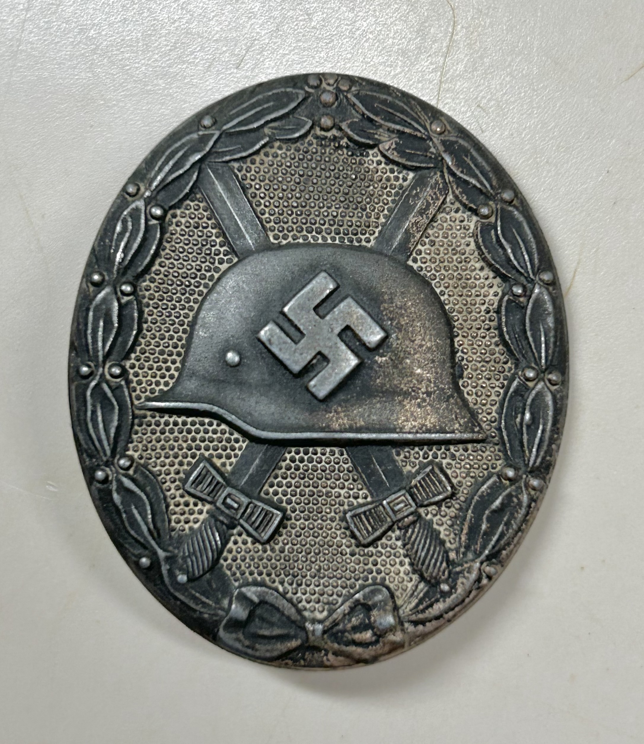 1939 Wound Badge in Silver – (“65” Klein & Quenzer)