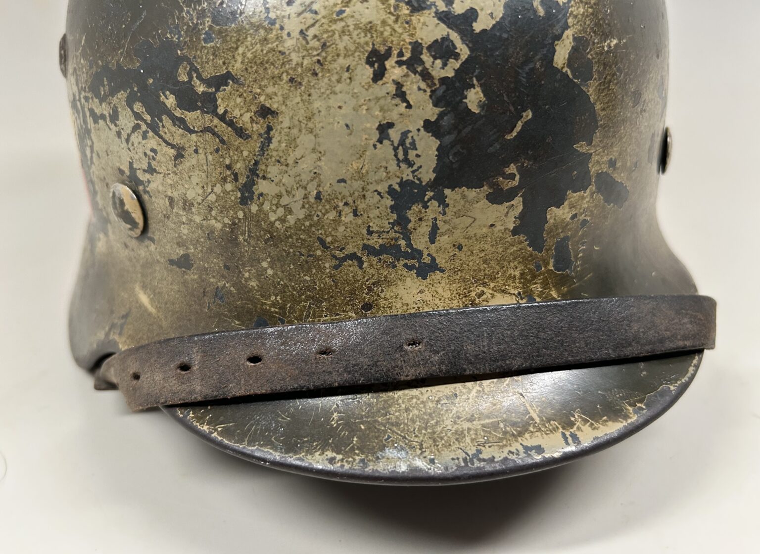 M35 Luftwaffe ‘Normandy’ Camouflage Helmet w/ “Droop-Tail” Decal – (ET64)